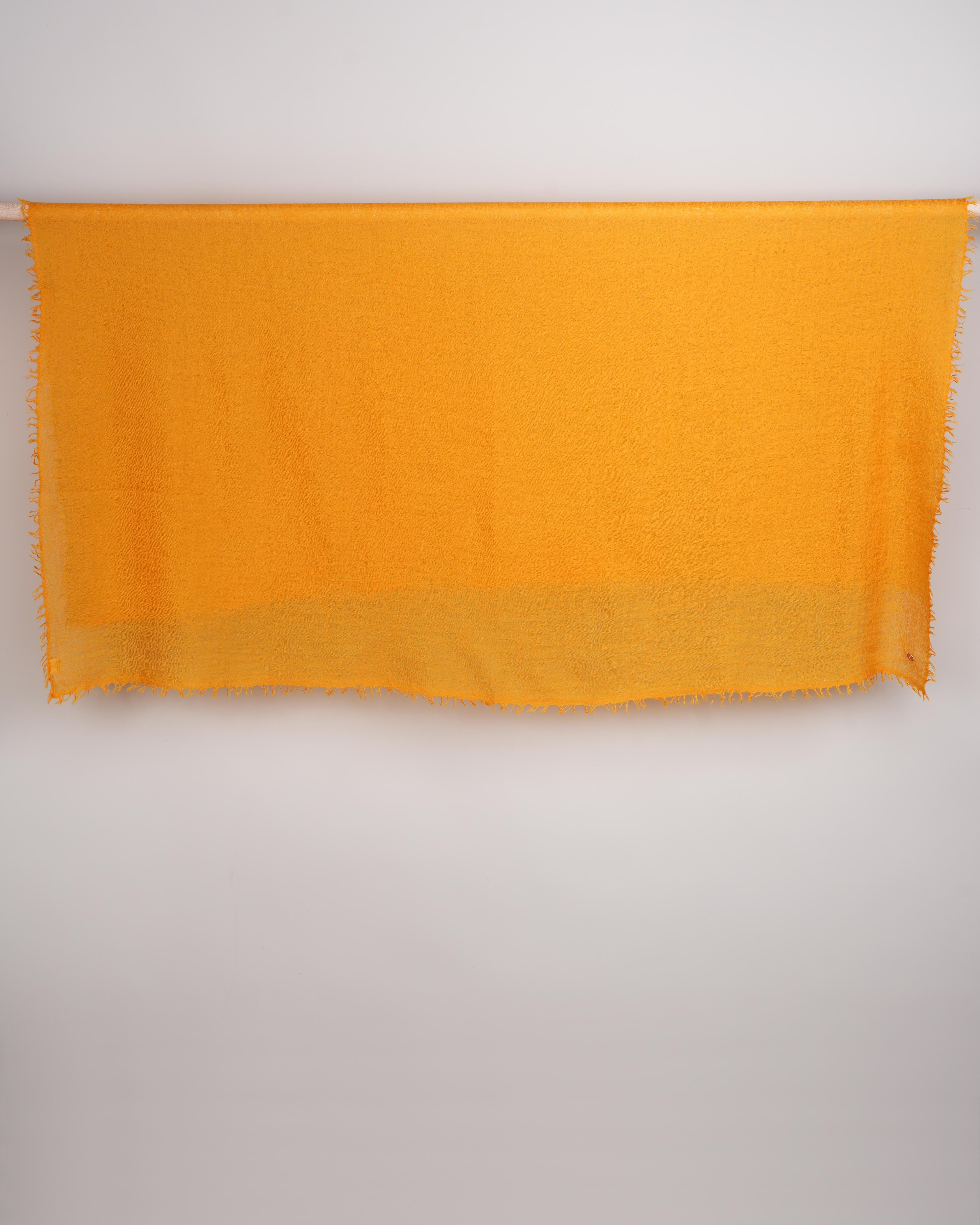Eco-Shahtoosh Carré tibetan yellow – Bellona Cashmere & Horn GmbH