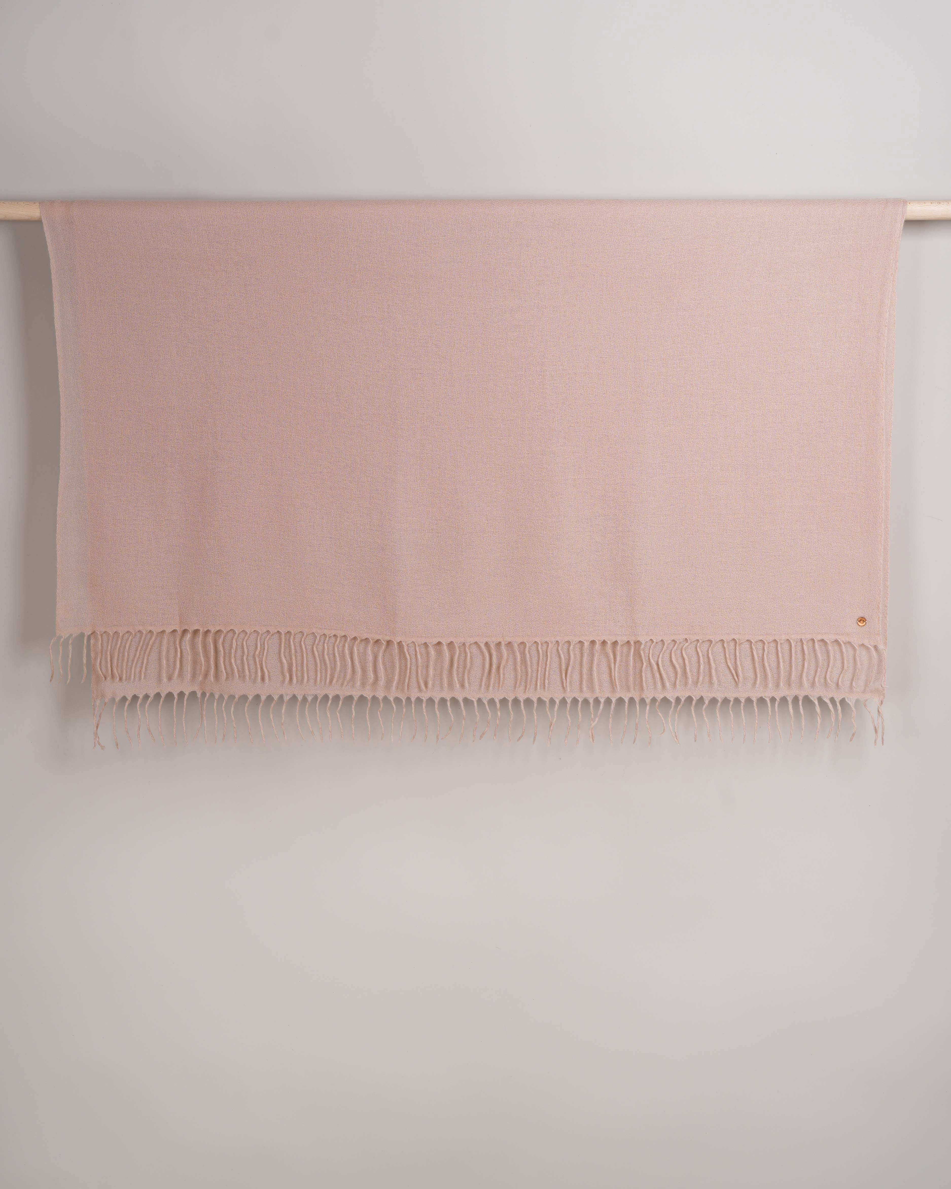 Cashmere scarf Kunjo cameo rose – Bellona Cashmere & Horn GmbH