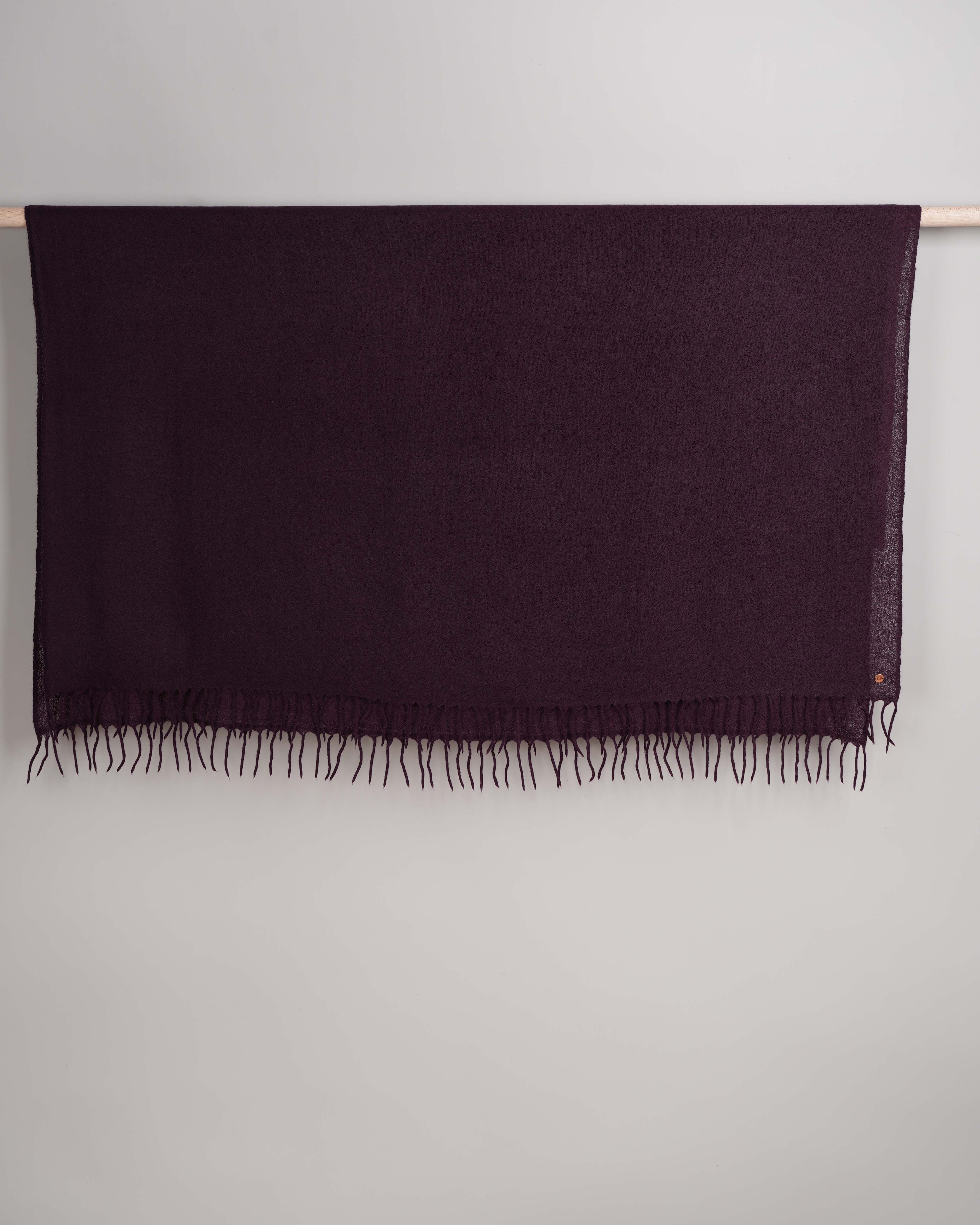 Cashmere scarf Kunjo eggplant – Bellona Cashmere & Horn GmbH